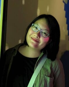 Uyen Ninh Age, Husband, Net Worth, Wedding, Family, Education